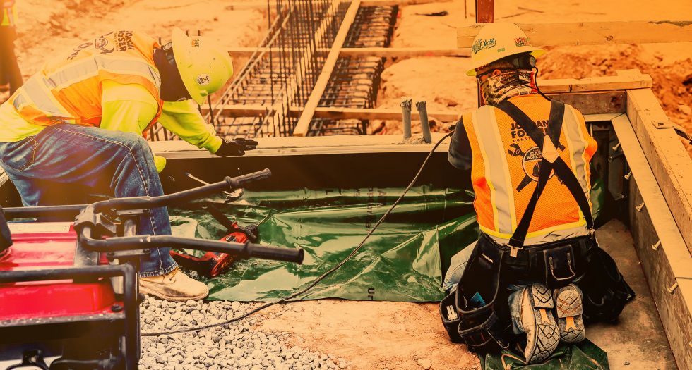 Safety Measures Construction Crews can Take to Recognize Heat Stress ...